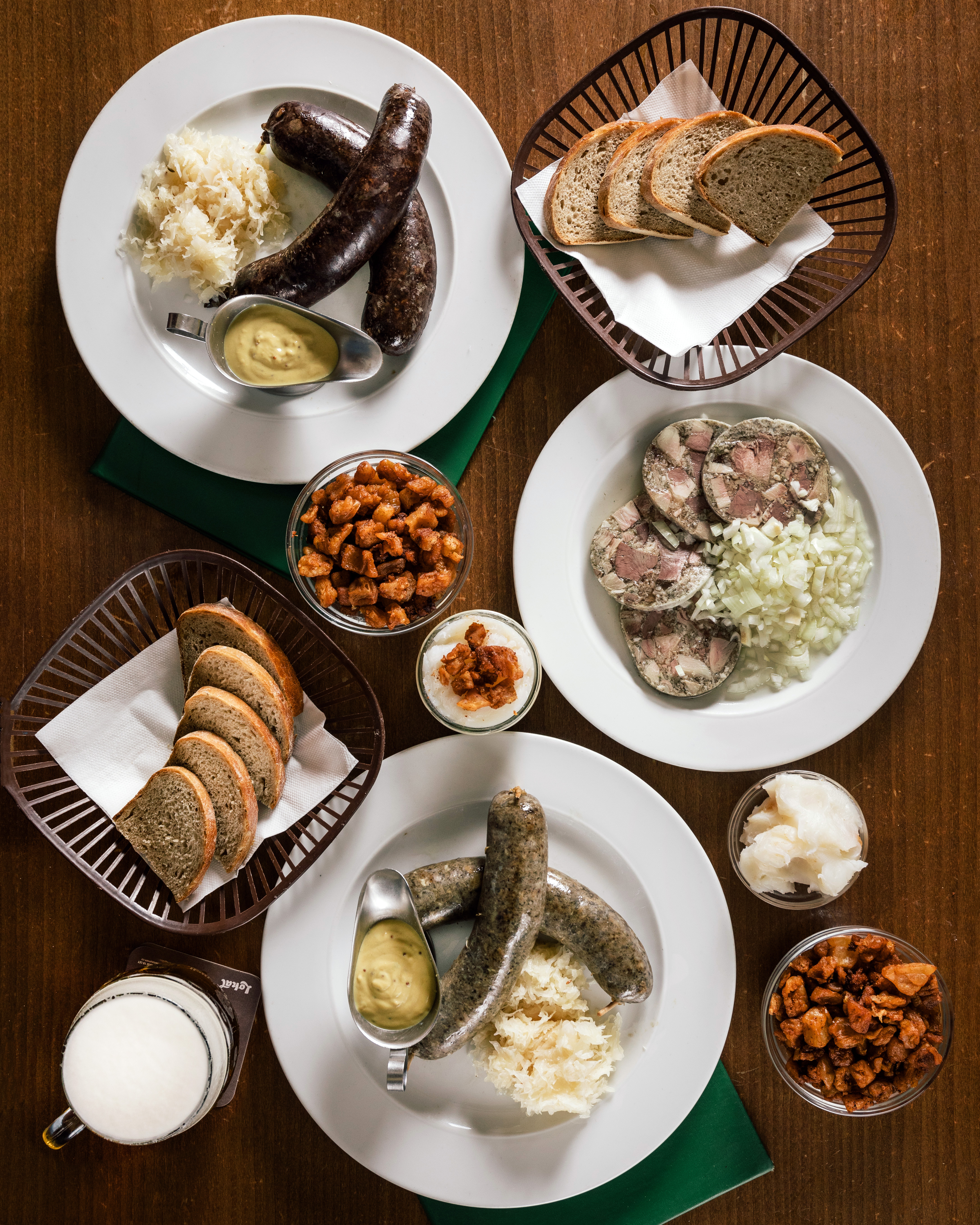 Pig Feast at Lokál Dlouhááá – Traditional Czech Zabijačka – Ambiente ...
