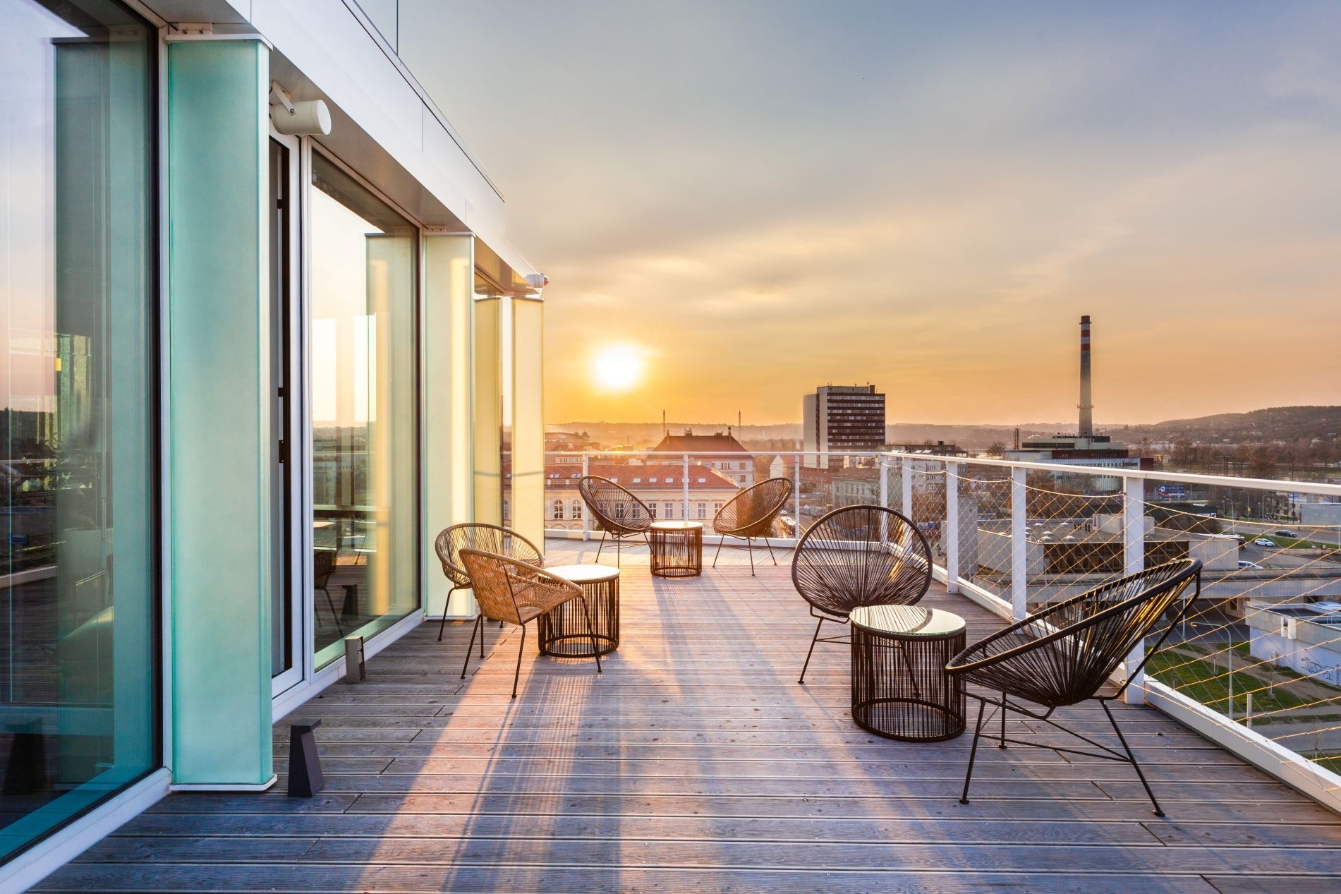 Visionary, Plynární, Prague 7 - Holesovice | NajdiKanceláře.cz