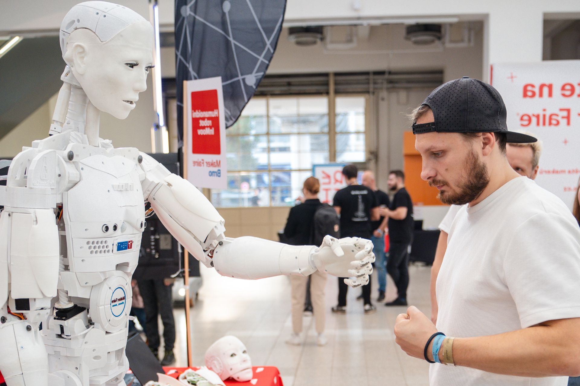 VIDA! Roboti: Zábavný program s roboty pro celou rodinu | Objev Brno