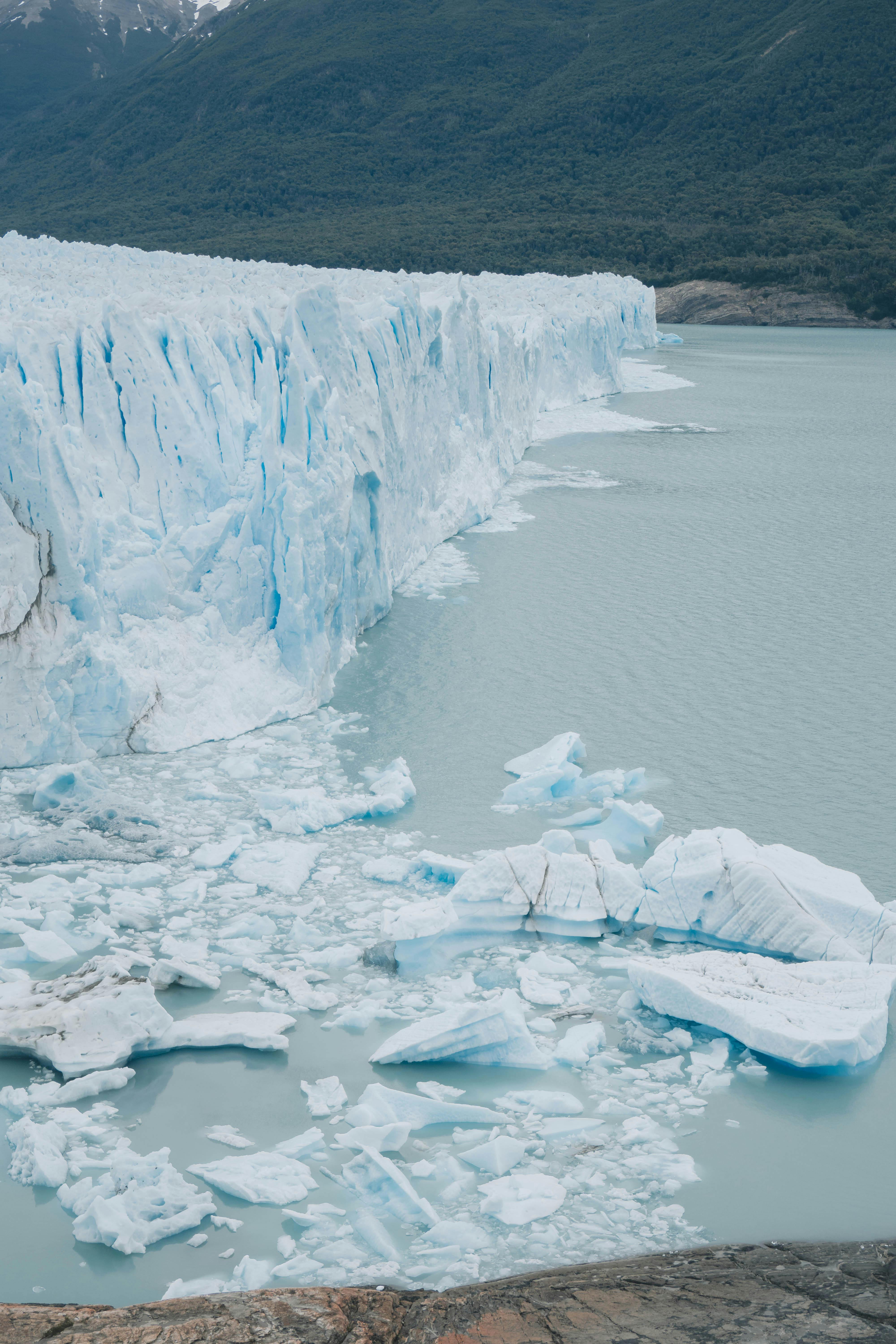 Dlouhodobě stabilní argentinský ledovec Perito Moreno rychle taje ...